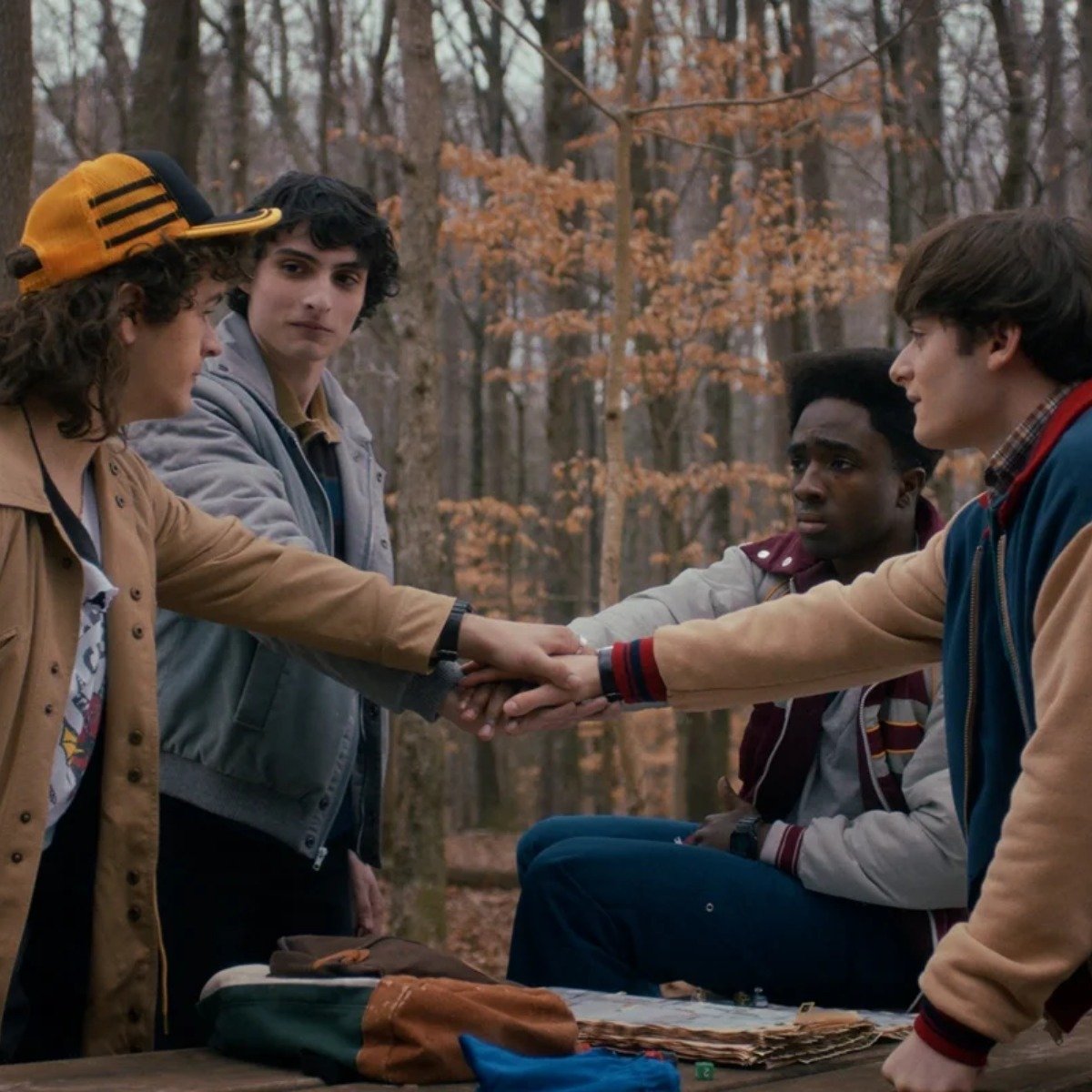 Stranger Things: tudo sobre as roupas icônicas e suas influências ...
